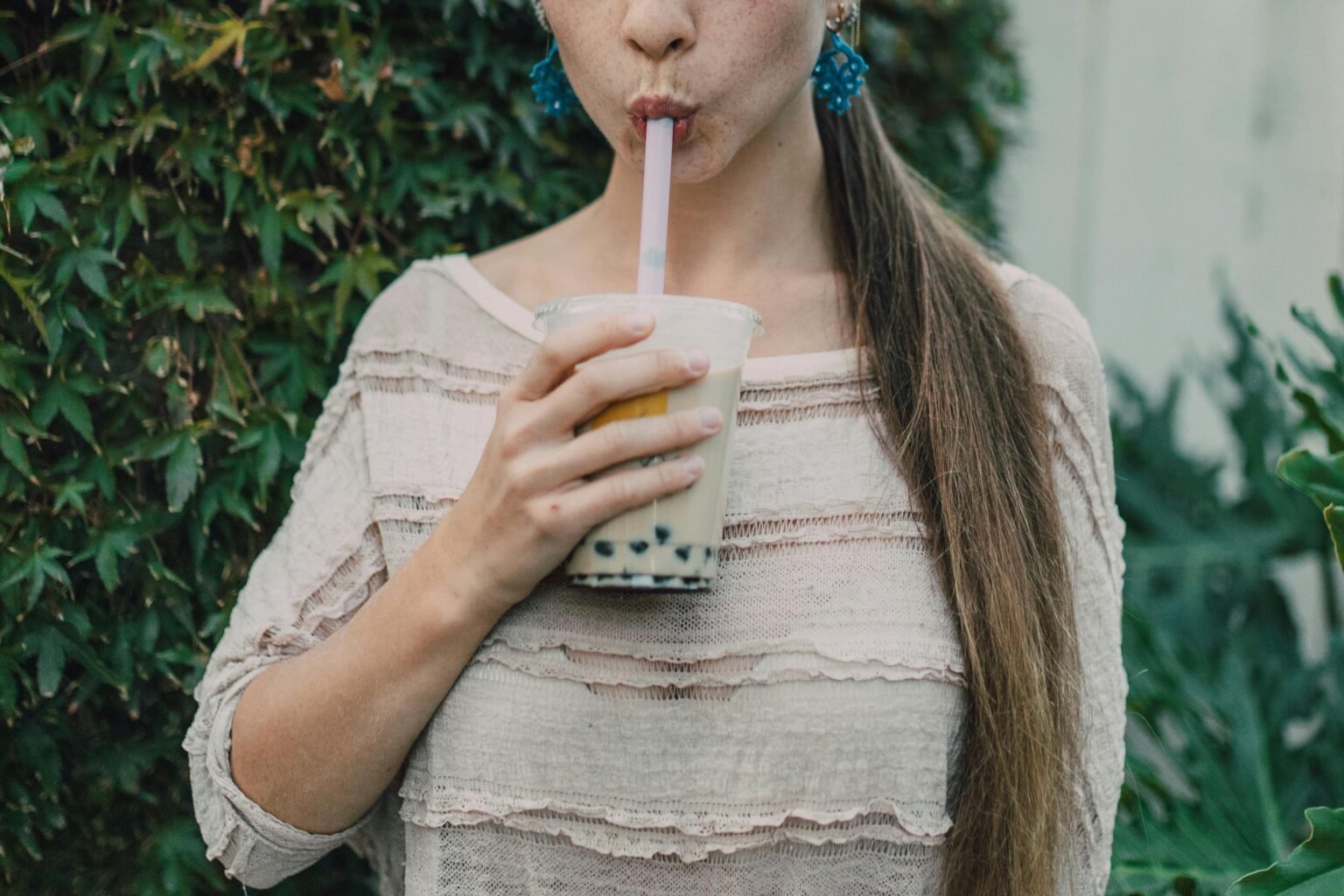 Bubble Tea Calories Guide: Healthier Boba Choices (2025)
